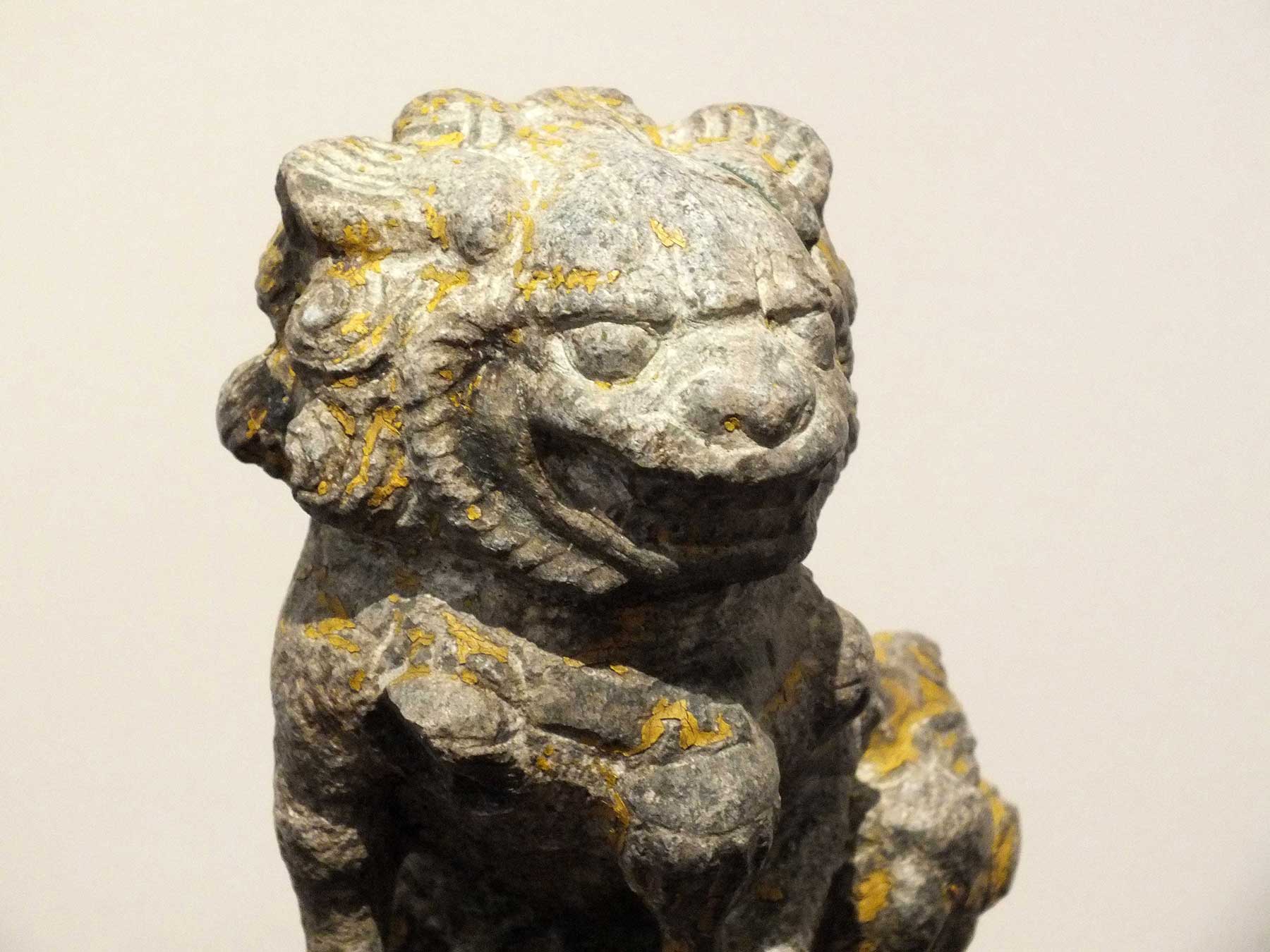 Ming Dynasty Foo Dog - Becker Antiques | Amsterdam